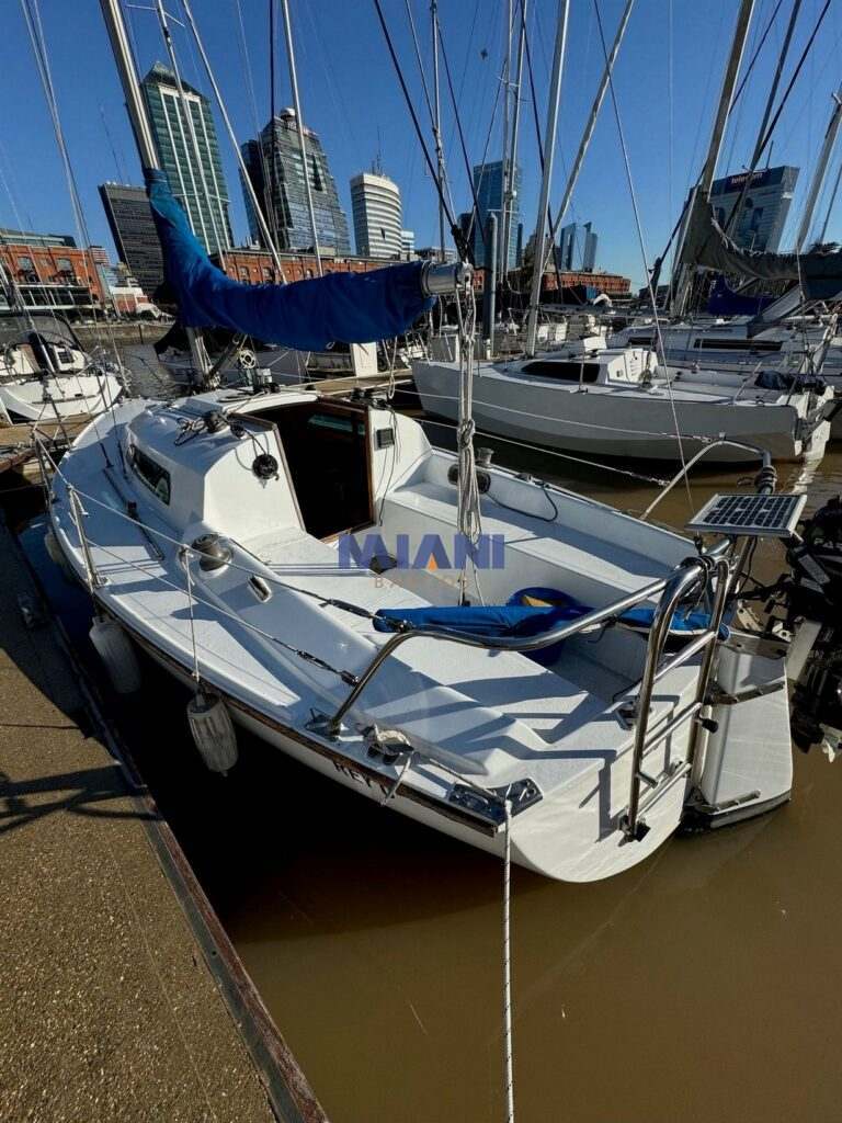 Velero Pandora 23 - Miani Barcos