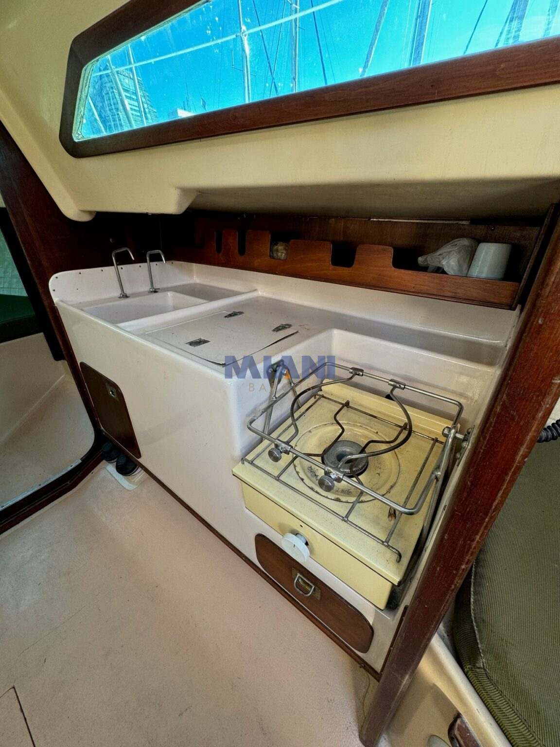 Velero Pandora 23 - Miani Barcos