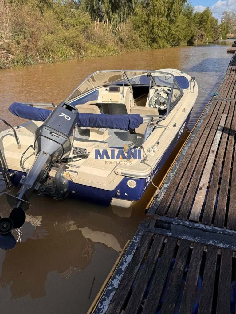 Tracker TR 520 open - Miani Barcos